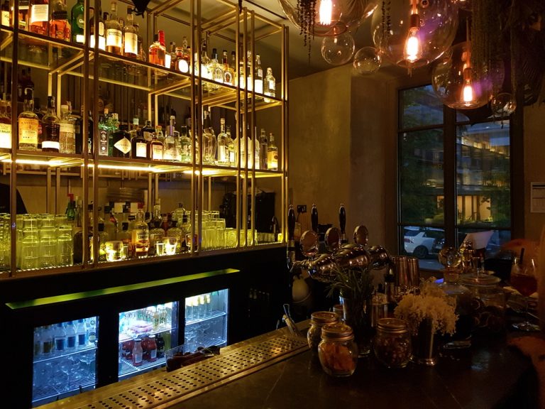 The best cocktail bars in Rome: prices & new openings - Testaccina