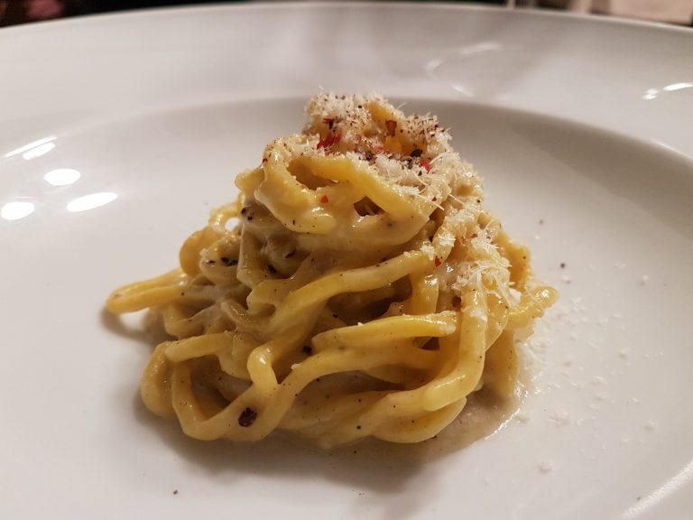 Traditional Roman food: what to eat, when in Rome - Testaccina