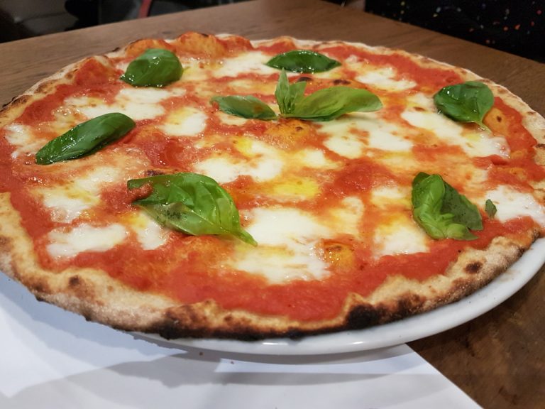 Traditional Roman food: what to eat, when in Rome - Testaccina